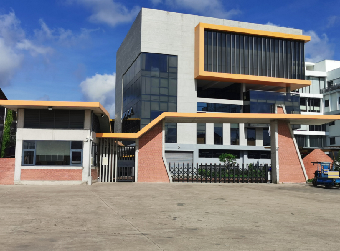 HRX | Cửa cổng xếp